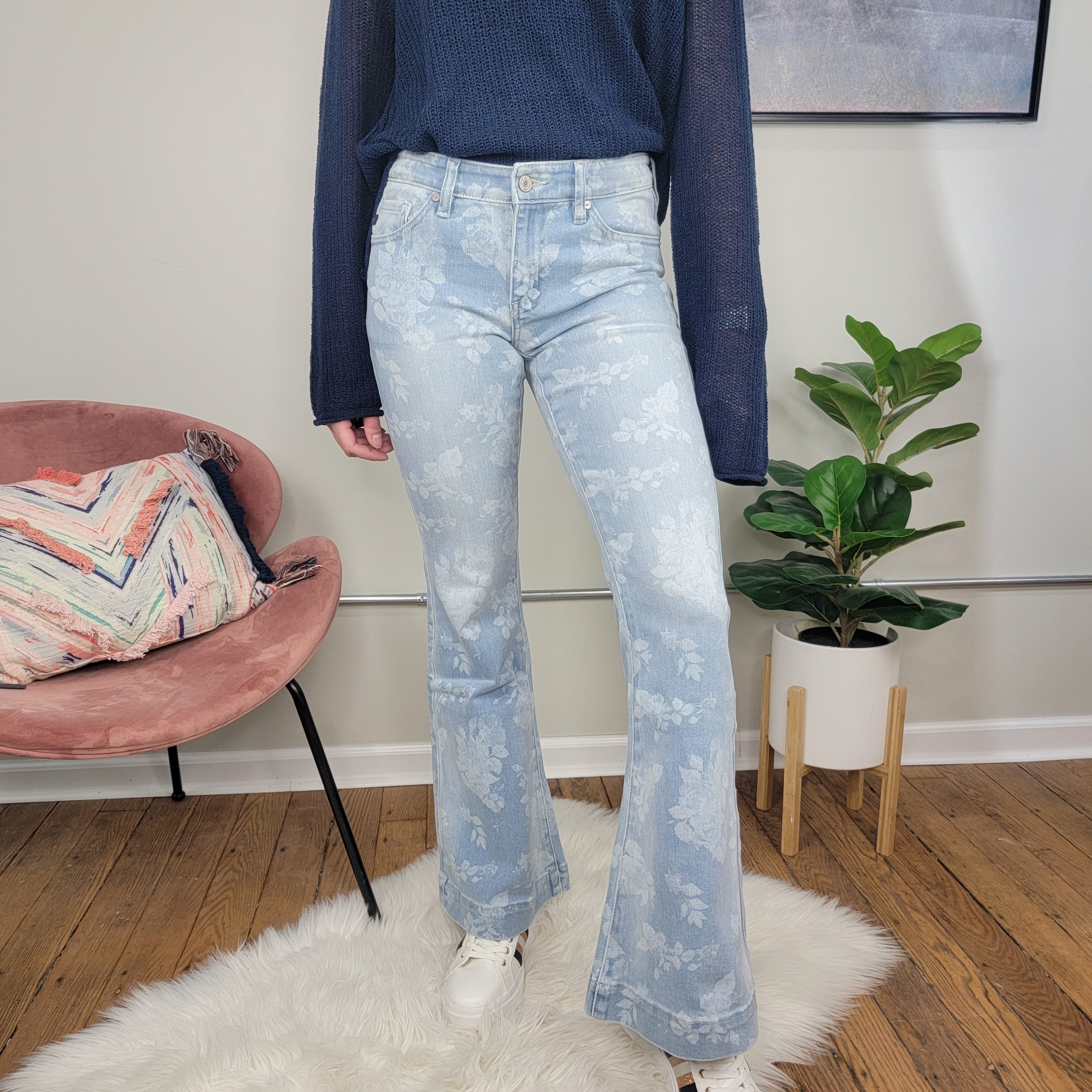 Rosa Floral Print Flares – Cosmos + Clover Boutique